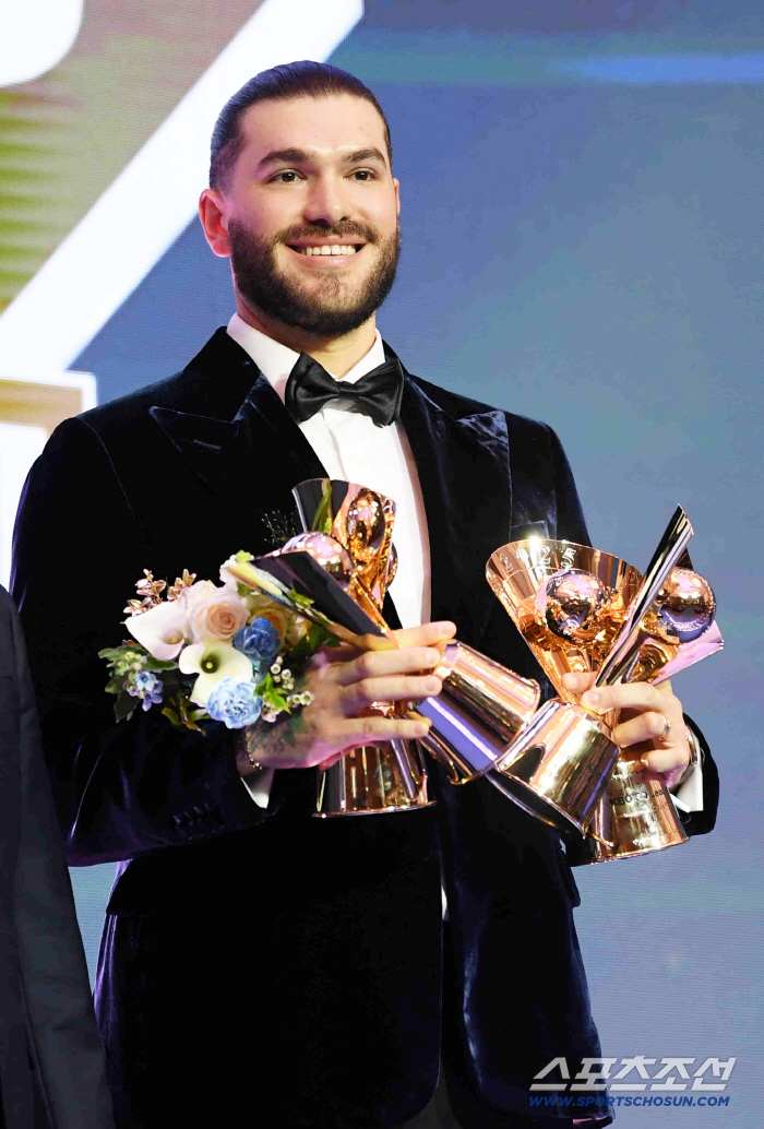 Former KBO MVP is treated differently! What do you expect from Ponce ...