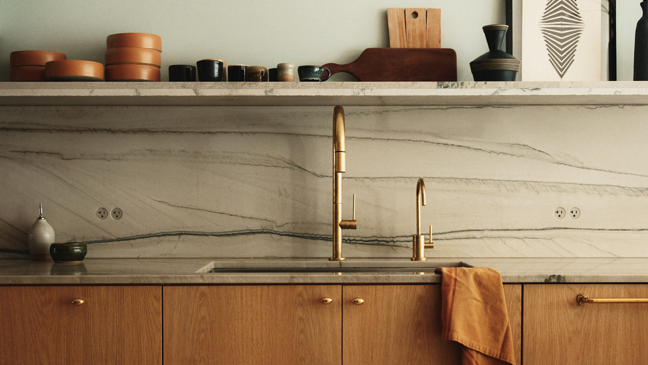 How Many Sockets Does a Kitchen Need? Plus, Where, and How High Above ...