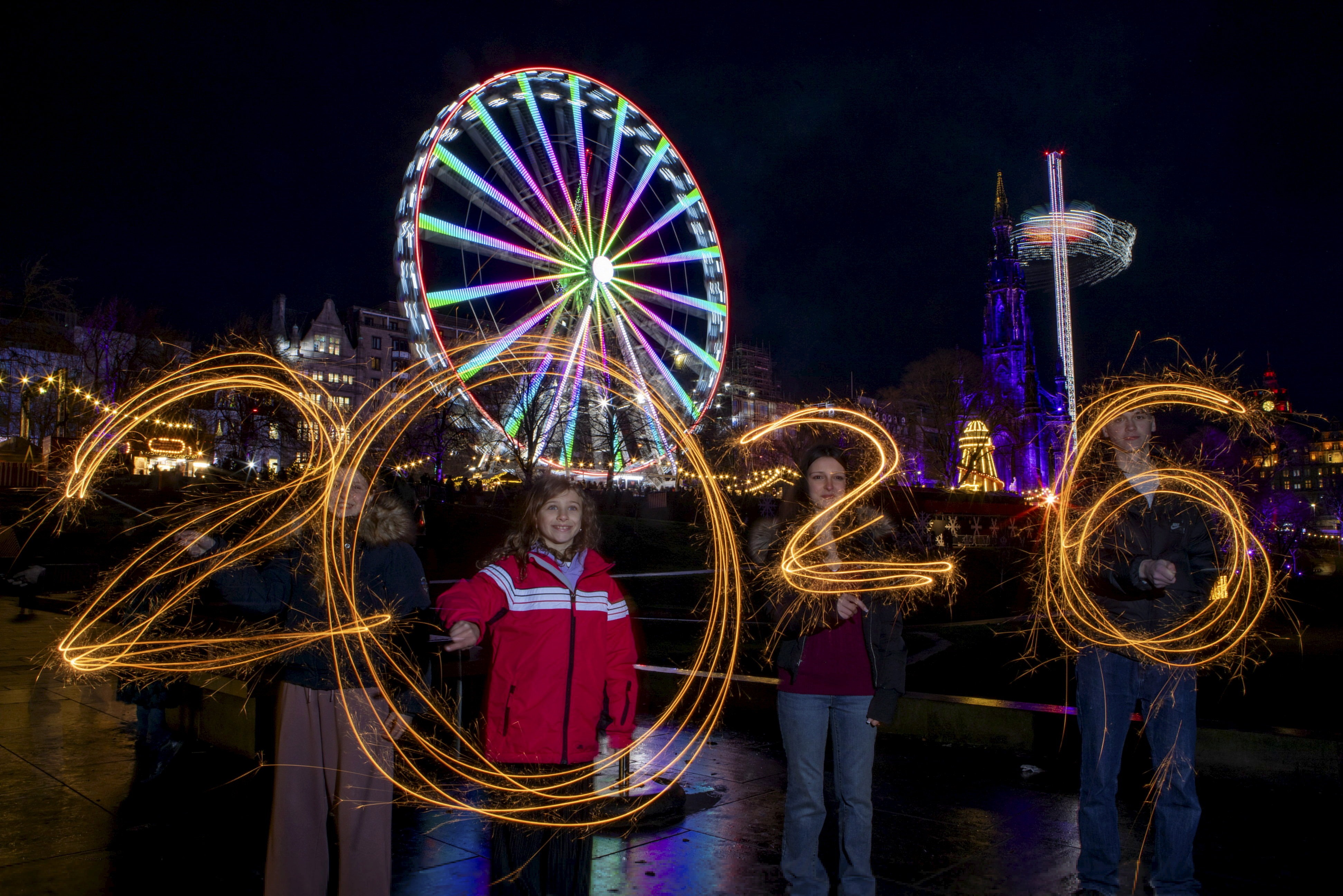 Thousands join Edinburgh's Hogmanay street party to welcome in 2026