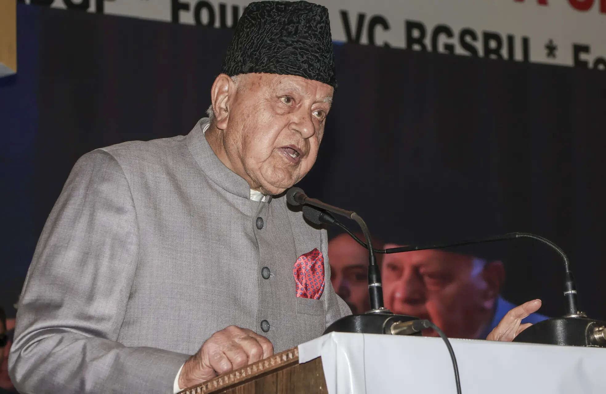 Extremists attacking Kashmiris are on Hitler's path, will go away ...