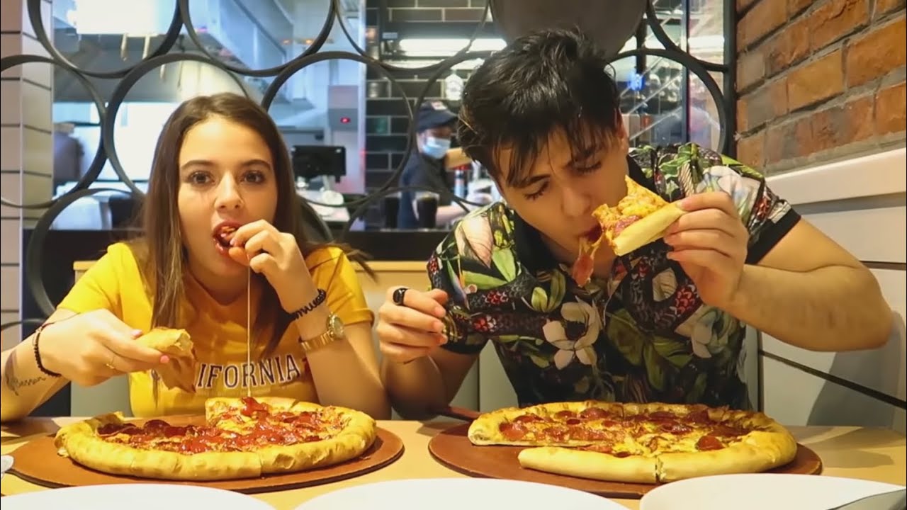 Who will control the other for a whole day? 😰