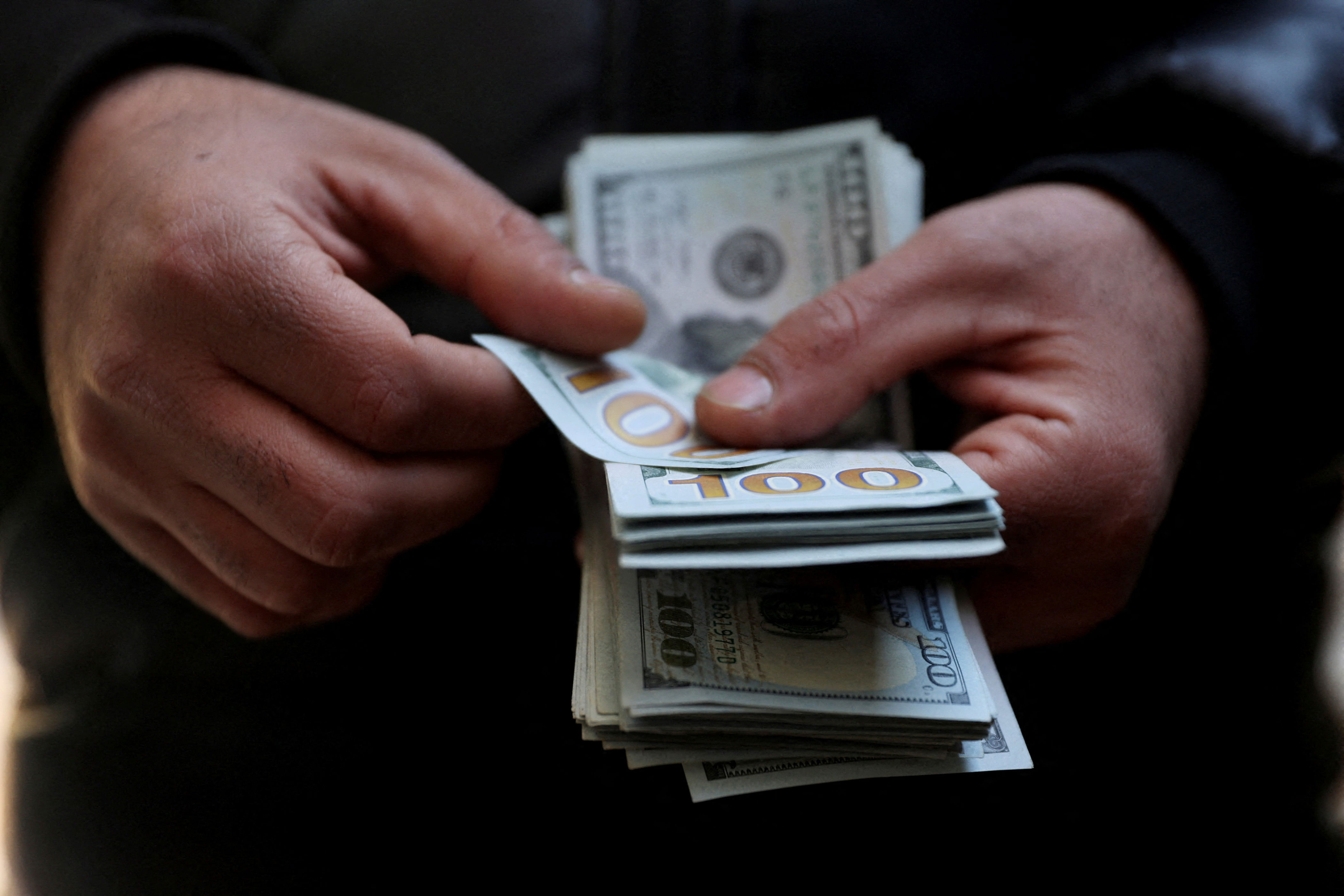 Why 2026 could be another difficult year for the dollar