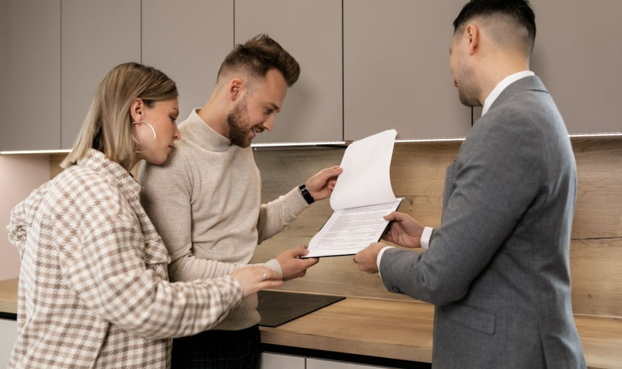 We made an offer on a house that’s been for sale for over 90 days with ...