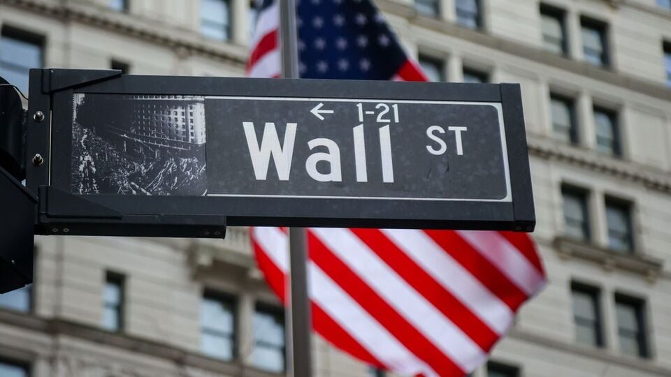 Is US stock market open or closed for trading on New Year's Day ...