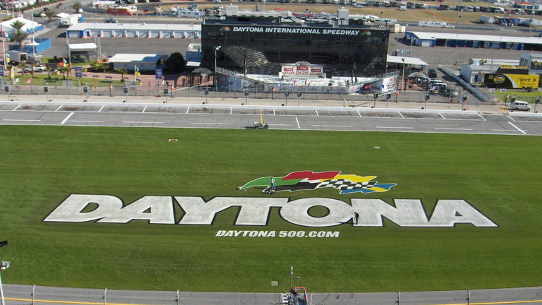 Why old NASCAR tracks keep returning to the schedule