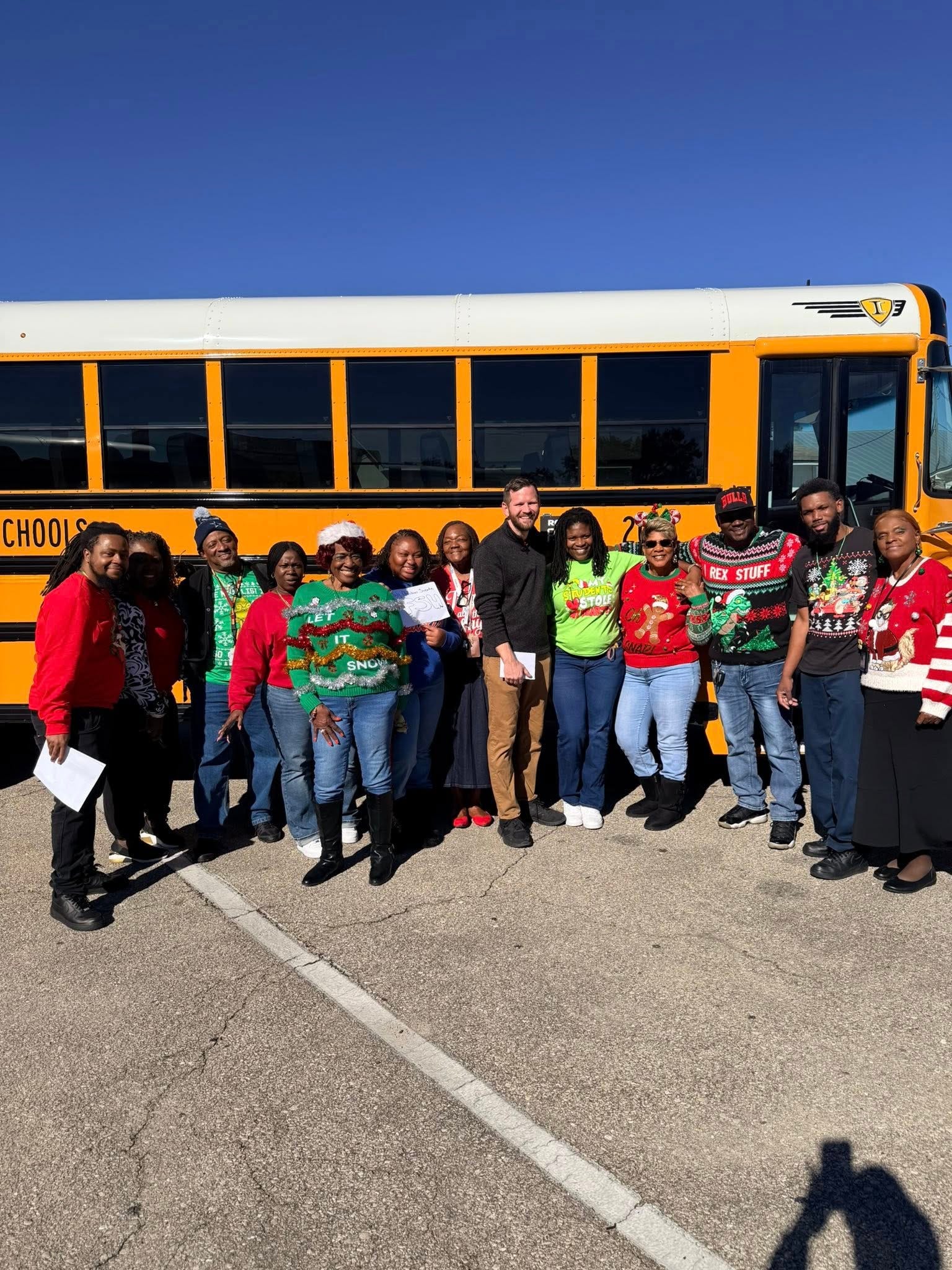 Random acts of pizza: Jeremy Matlow hands out $10,000 in gift cards