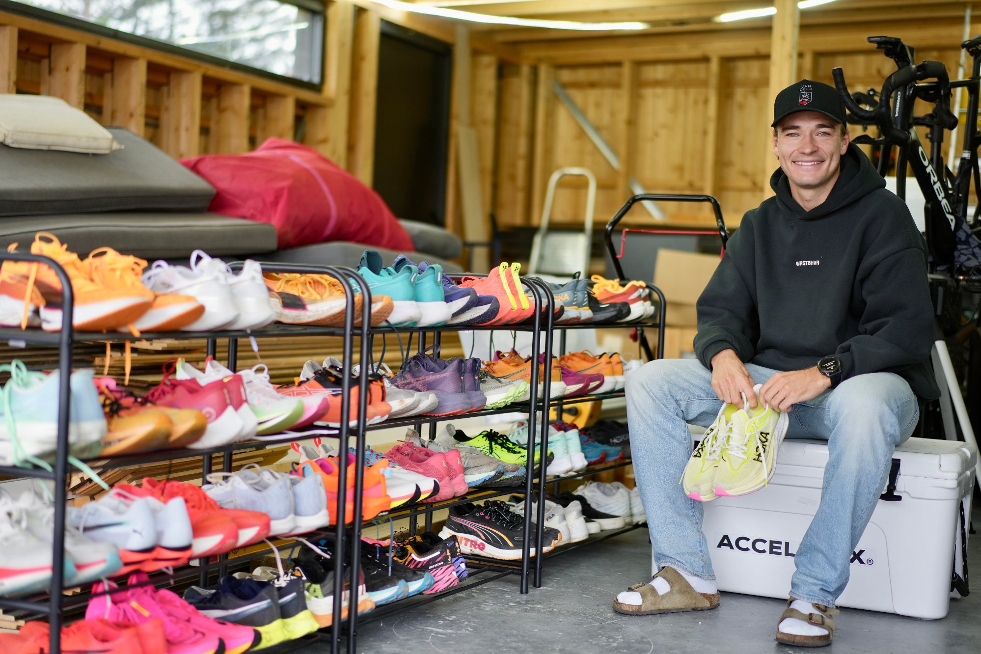 Iver Anton (26) sluttet i jobben – fant en helt annen karrierevei