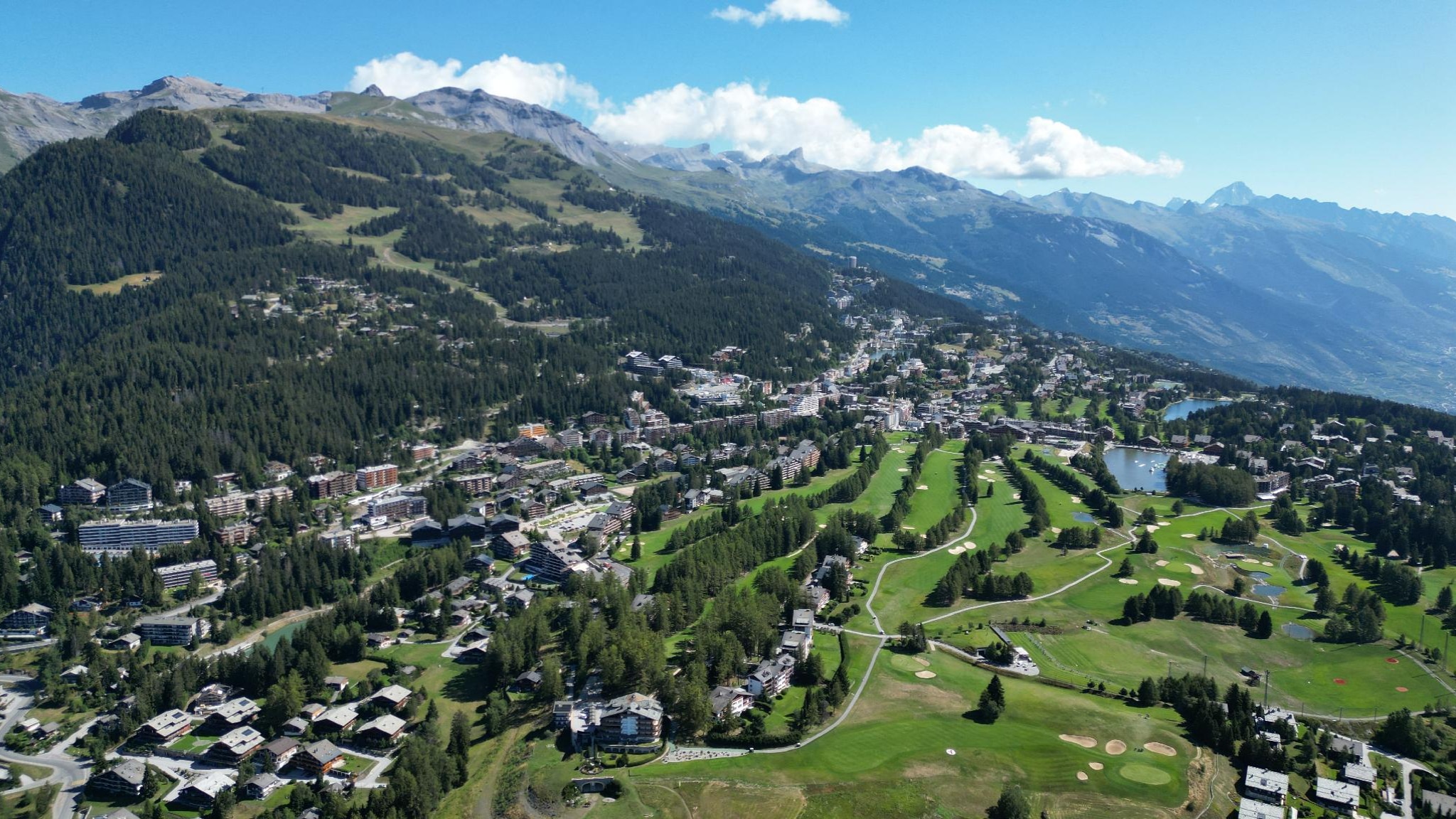 Crans-Montana, il gioiello svizzero paradiso per sportivi e ritrovo del ...
