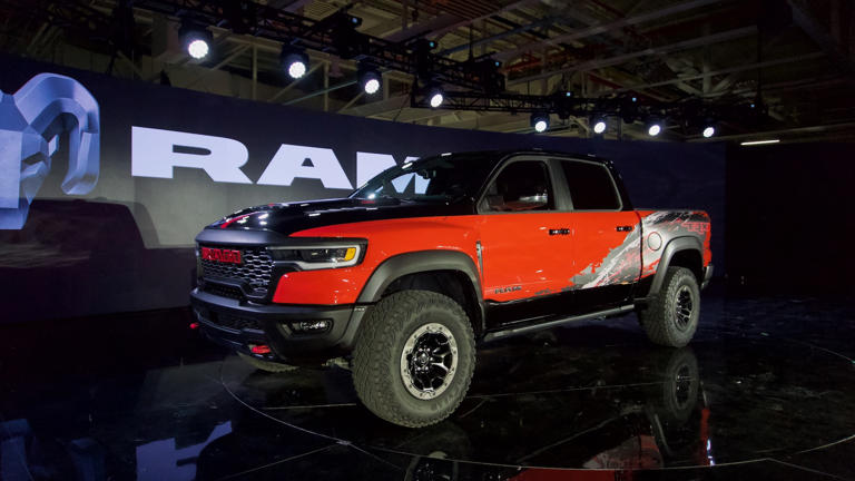 Tim Kuniskis confirme qu’il n’y aura pas de Ram 2 portes SRT 392