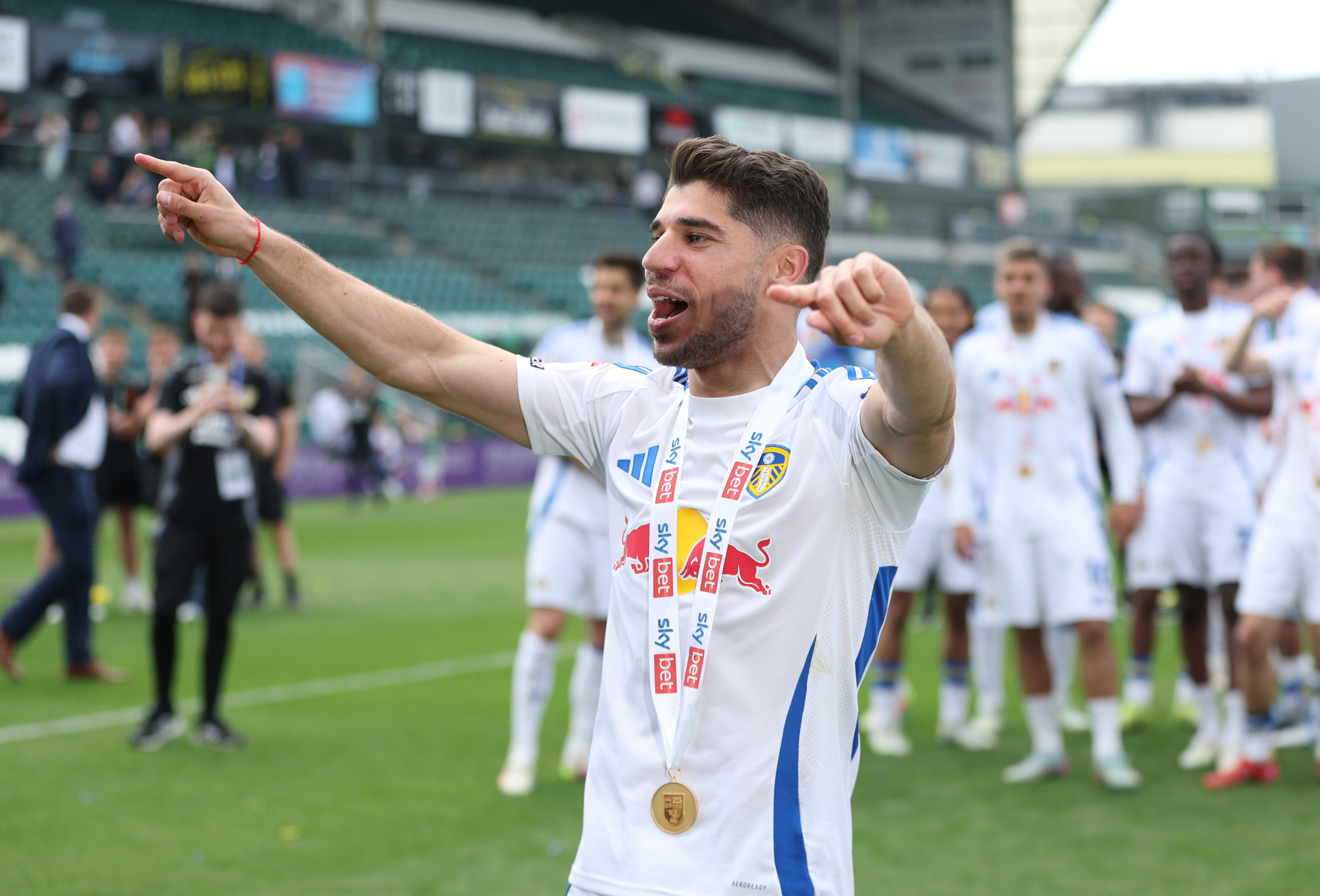 Leeds United title-winner Manor Solomon set for another move away from ...