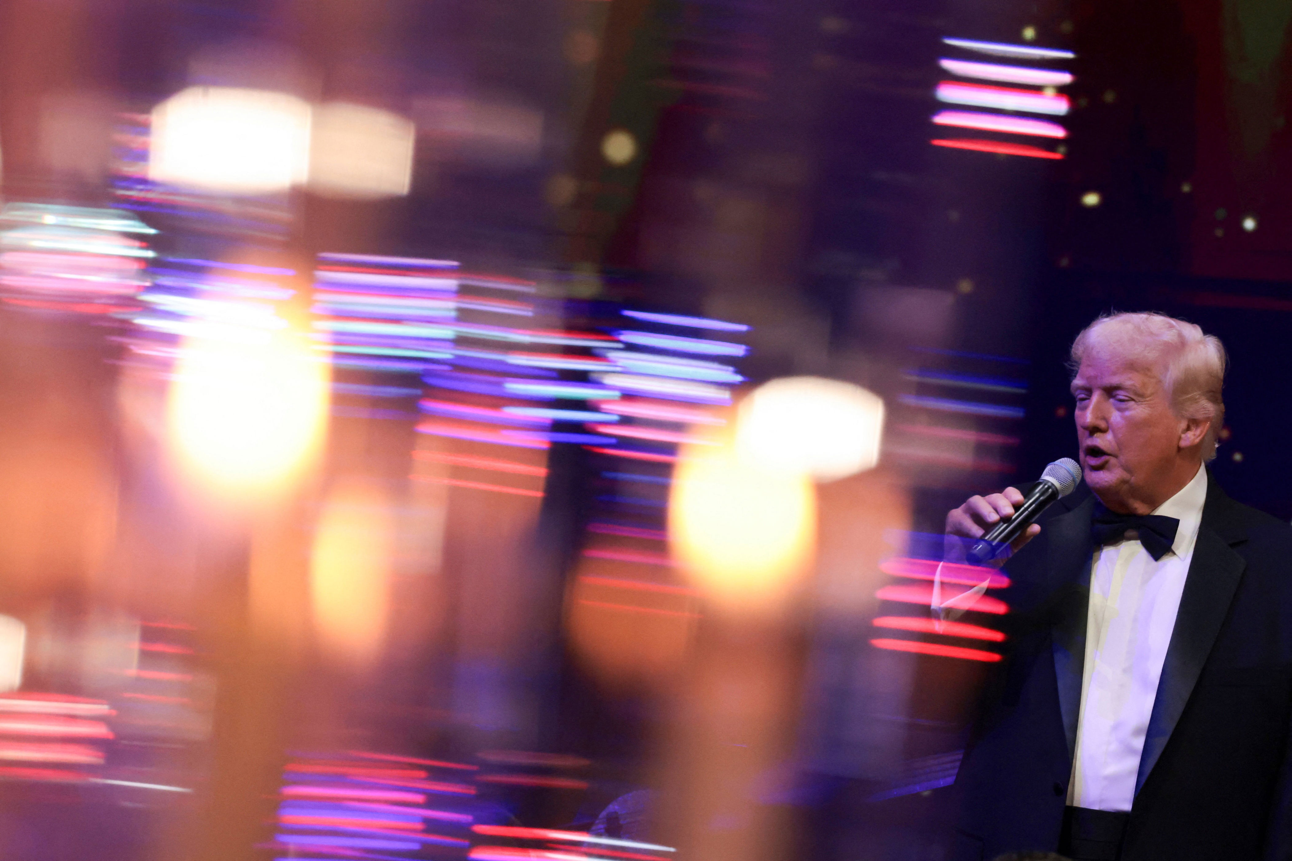 Amerykanów zapytano, jak Donald Trump radzi sobie z obietnicą ...