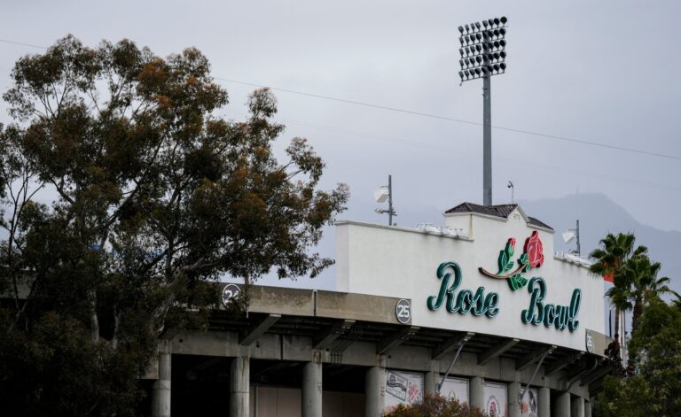 Alabama, Indiana face extreme weather conditions for 2026 Rose Bowl