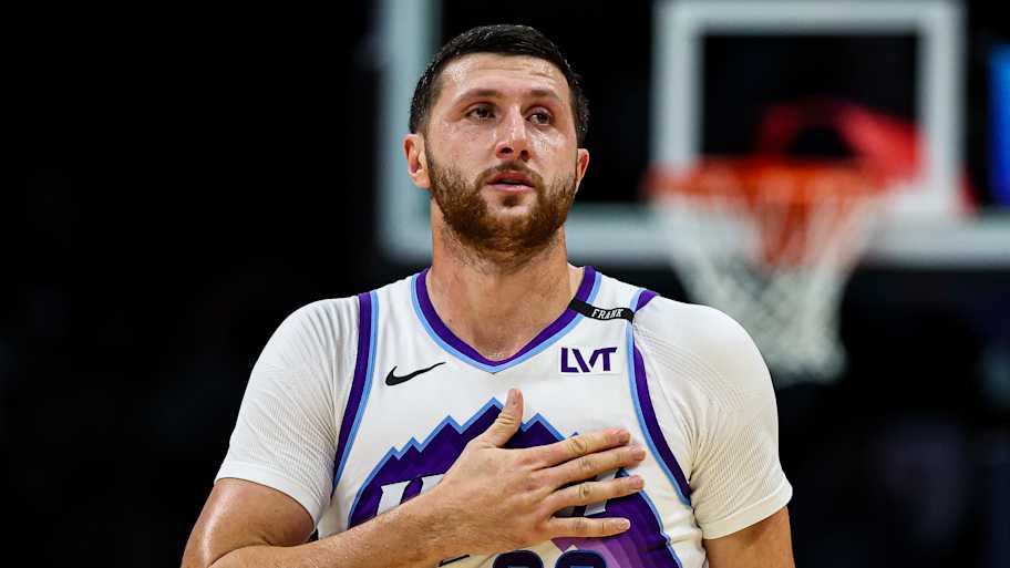 Former Blazers big man rescuing NBA career after hitting rock bottom