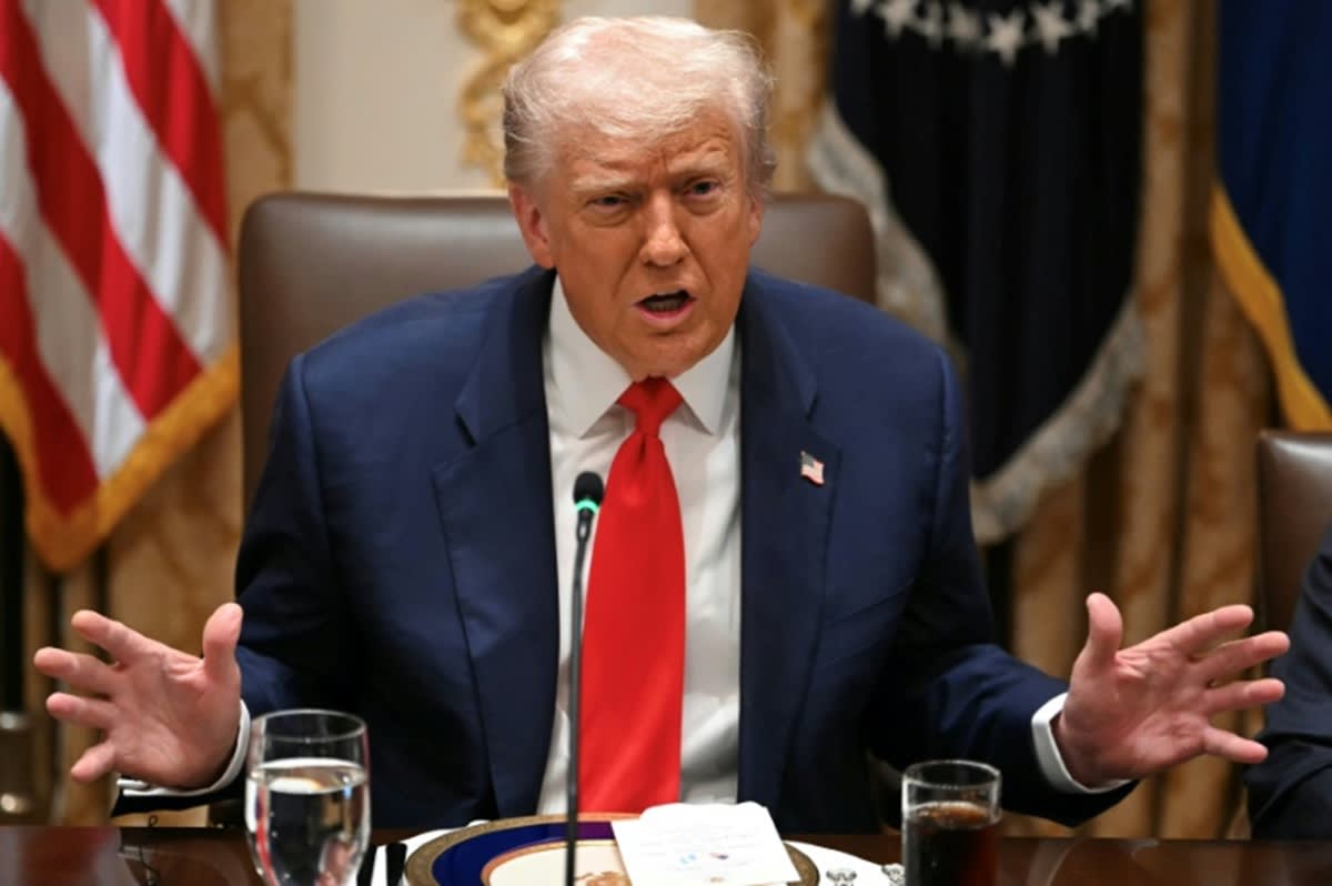 Trump spent NYE ranting on social media — attacks the Clooneys ...