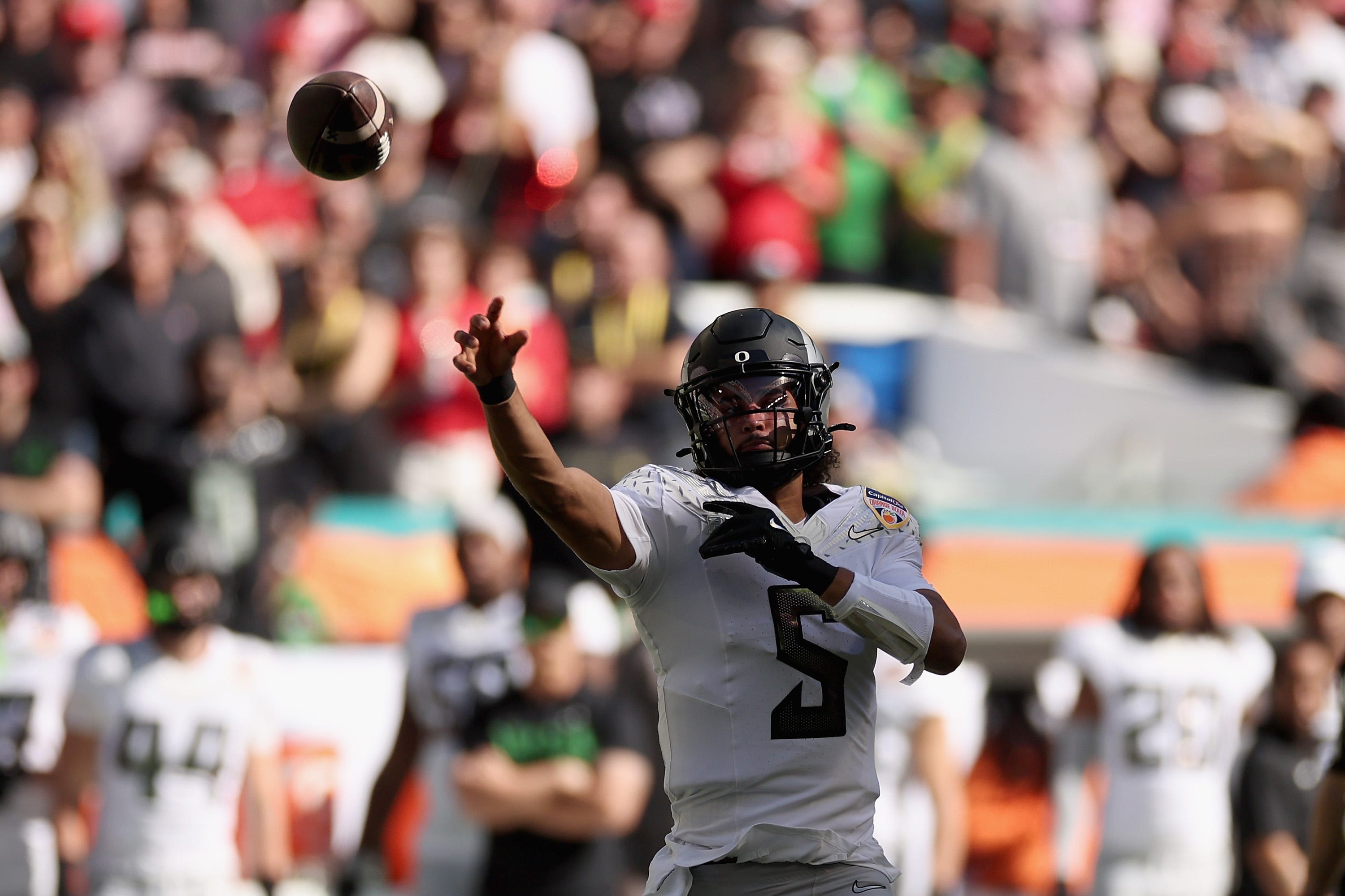 5 things to know about Oregon, Indiana football's Peach Bowl opponent