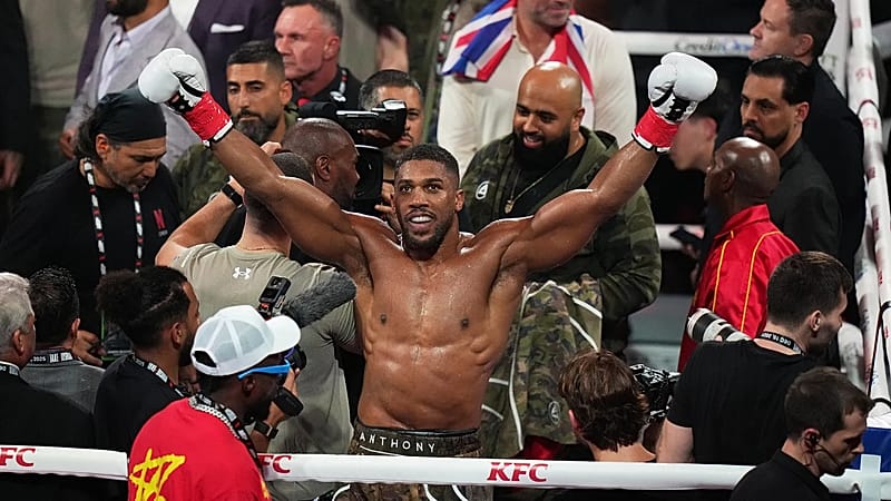 British boxer Anthony Joshua staying in Nigeria to recuperate after car ...