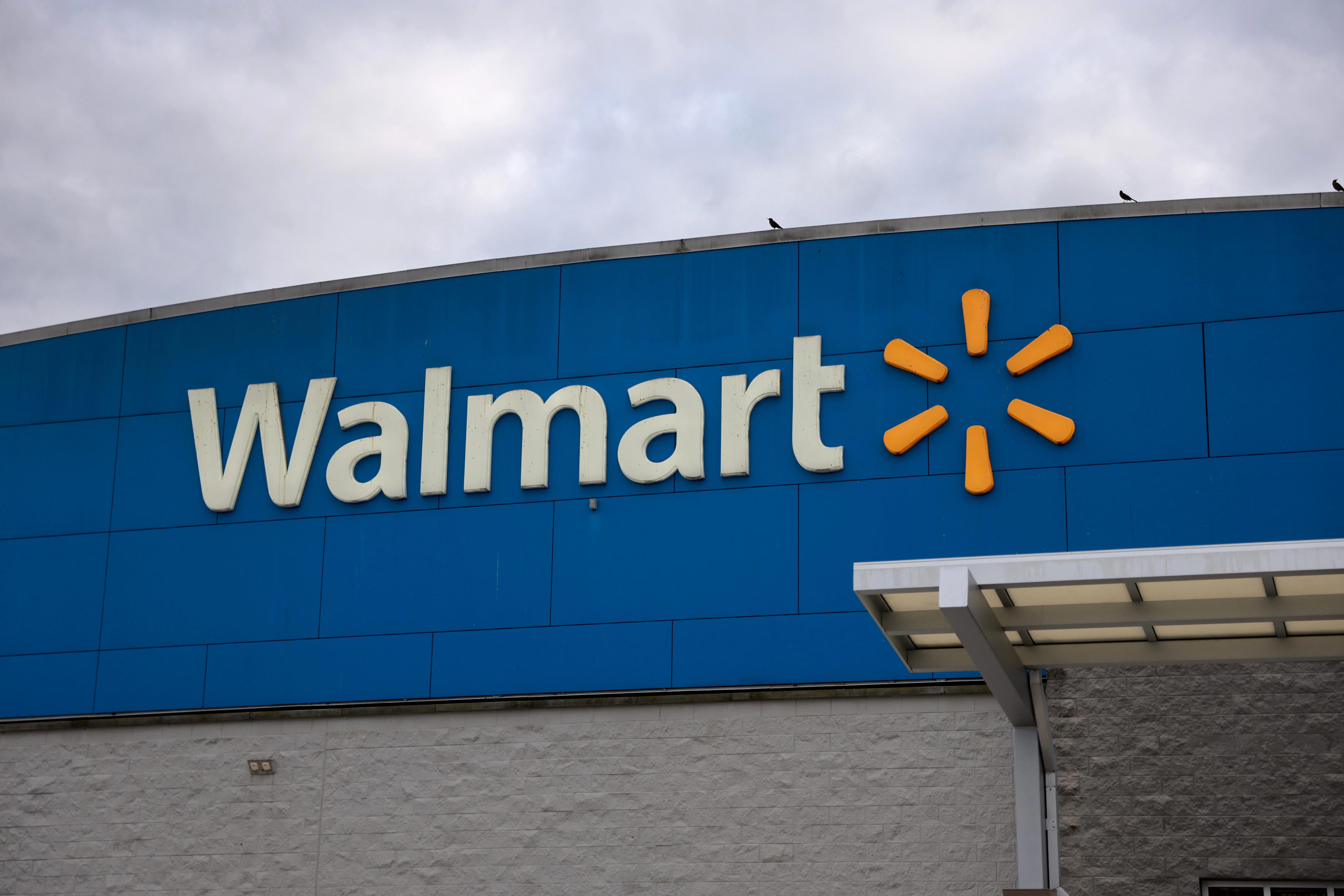 Fire forces Walmart closure in far northwest suburb