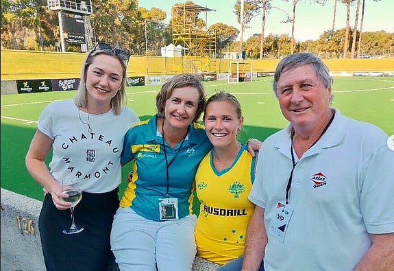 Kaitlin hopes to bring smile on cancer-stricken dad Nobbs' face with ...