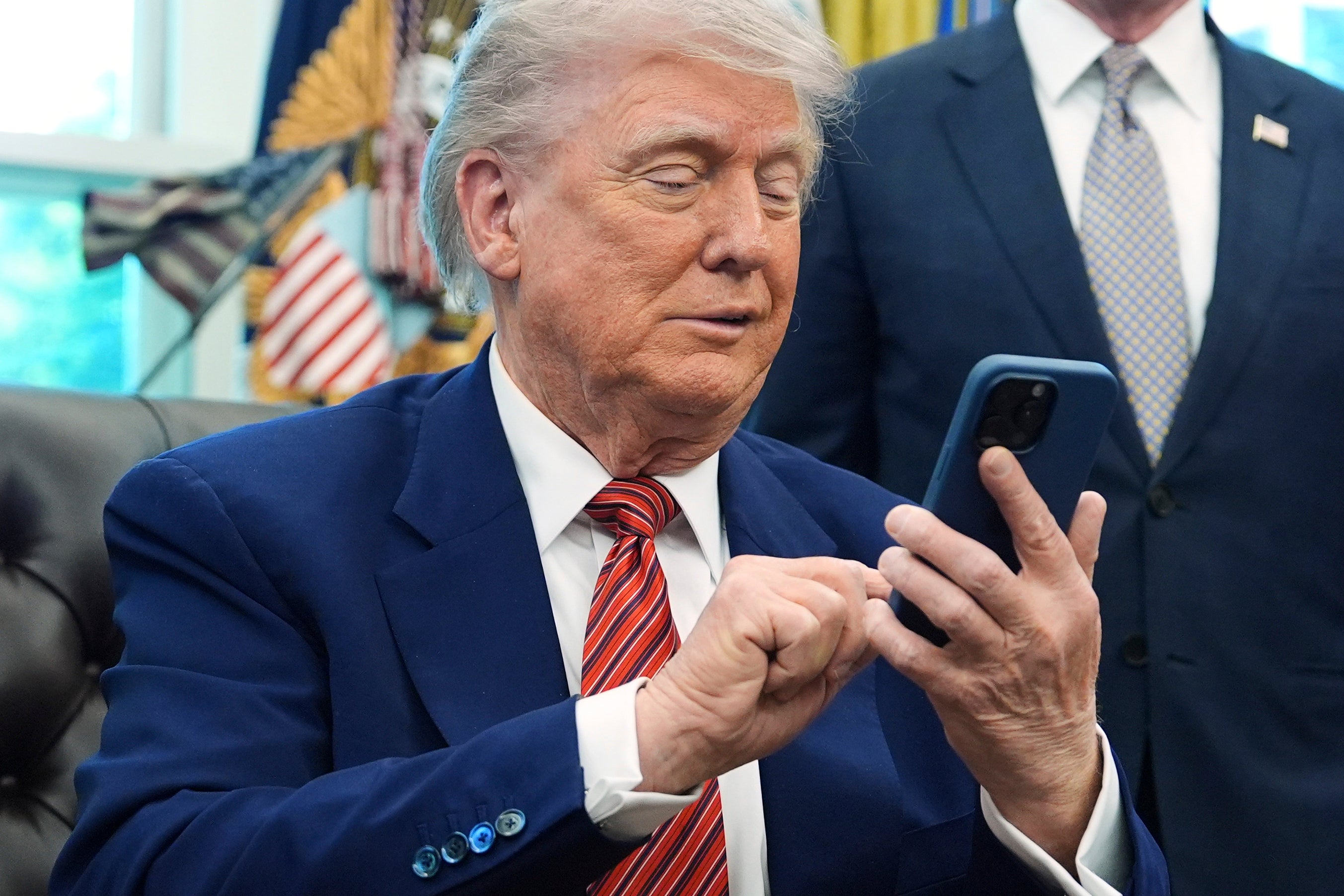 Gavin Newsom mocks Trump as gold cell phone scheme hits another snag