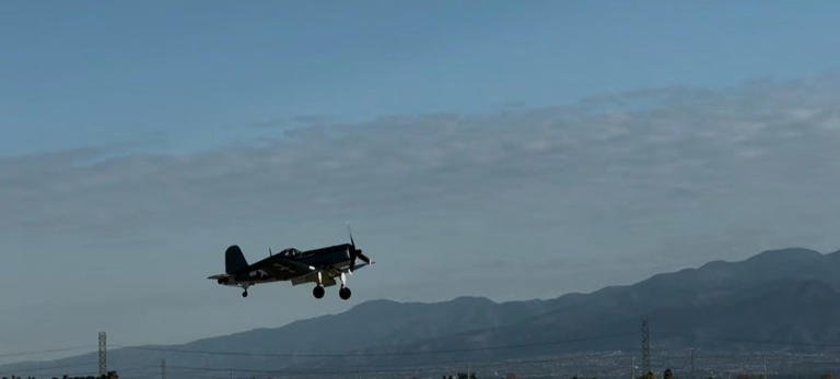 Planes of Fame flying demo, F4U-1A Corsair returns to the air on ...