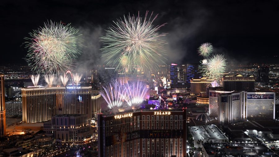 The magical midnight kiss: Tradition, history of New Year’s smooch