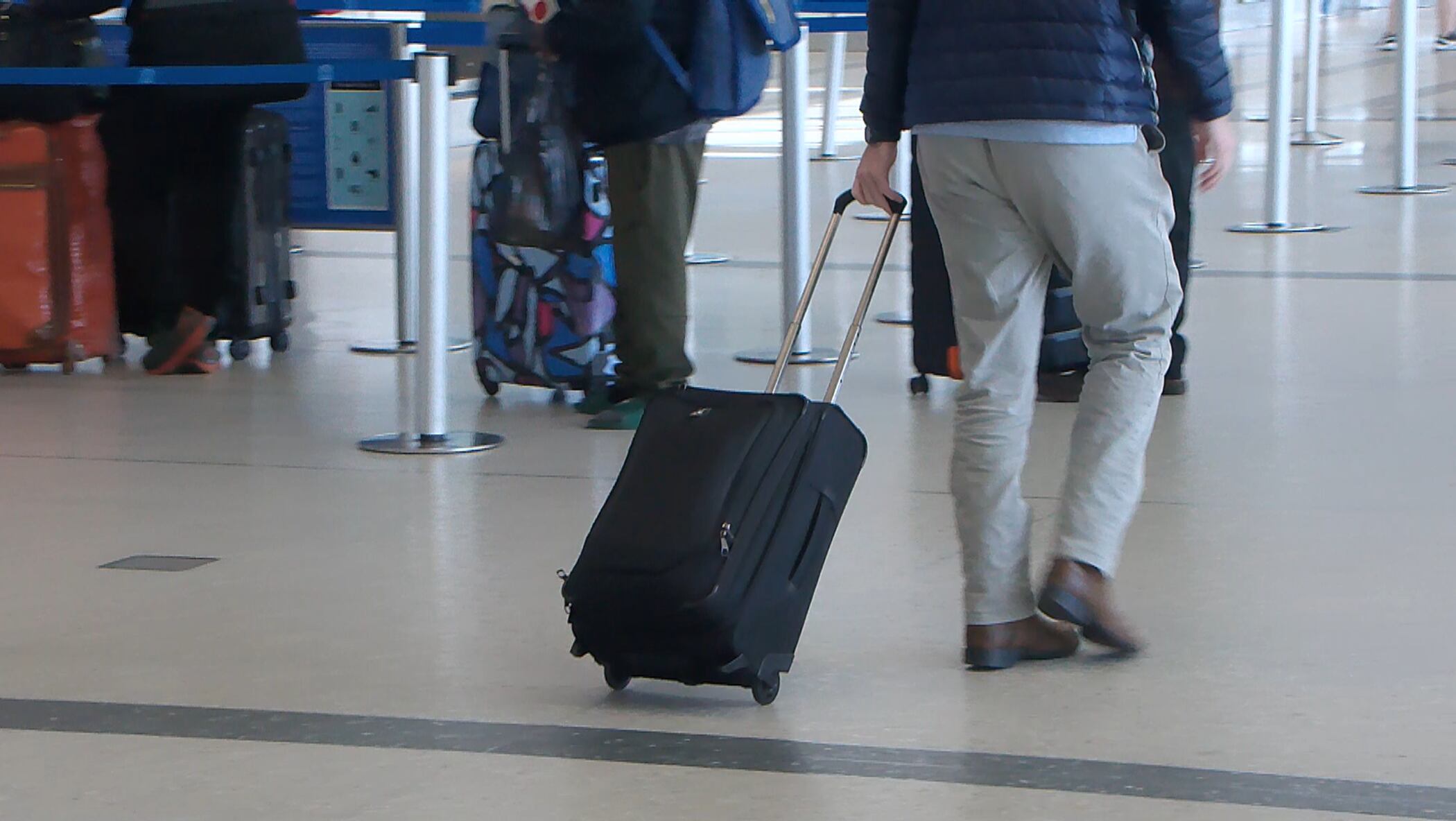 Holiday travel flows smoothly at Charleston Airport on New Year’s Day