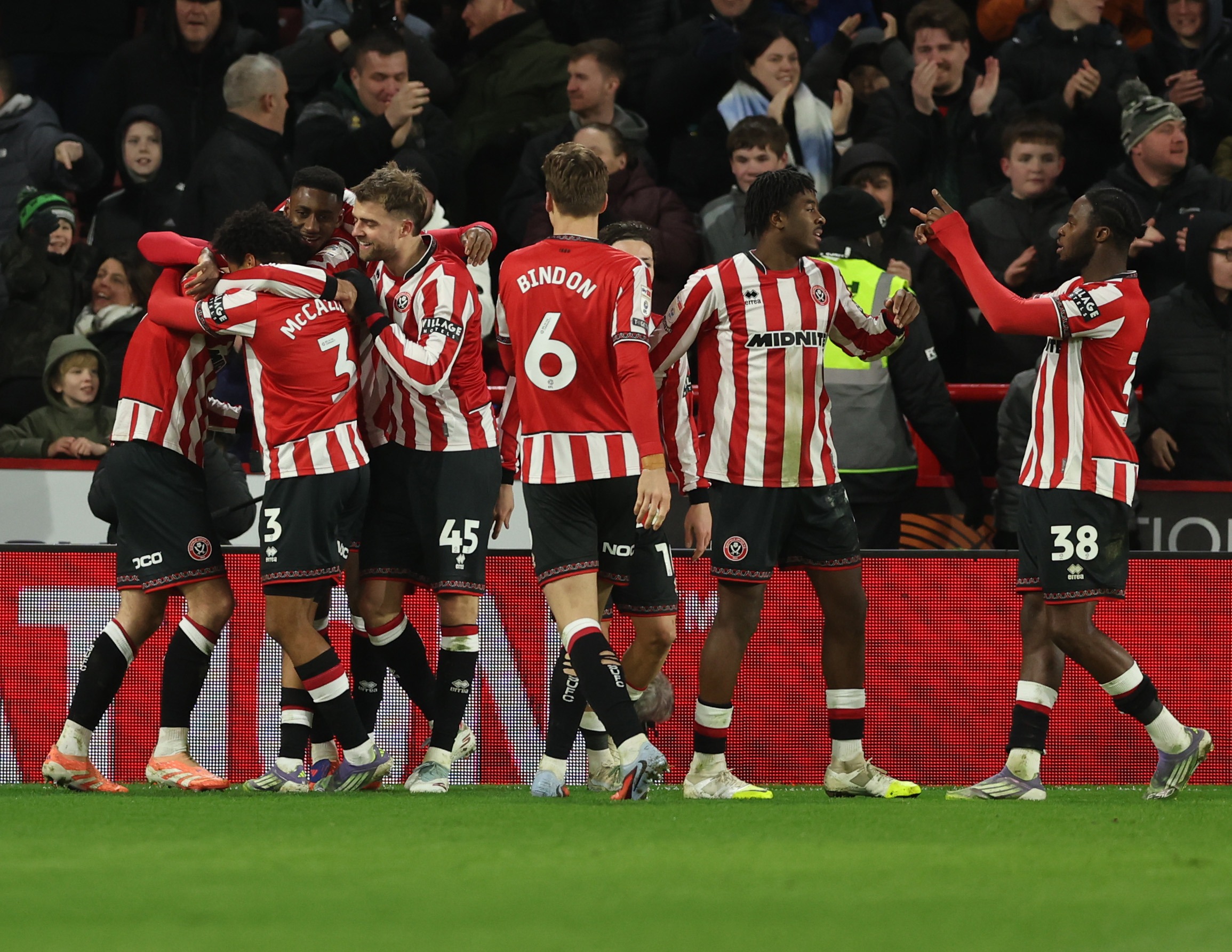 Sheffield United's perfect balance v Leicester City sets standard for ...