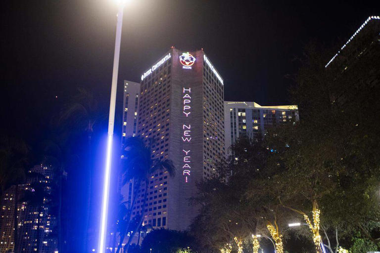 See photos from the New Year's Eve countdown to 2026 at Bayfront Park