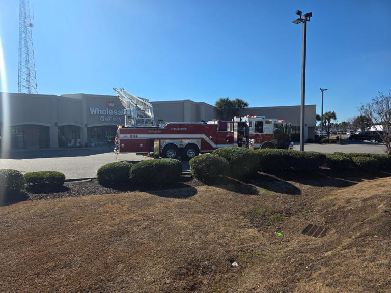 Myrtle Beach crews respond to HVAC fire at business along Mr. Joe White ...