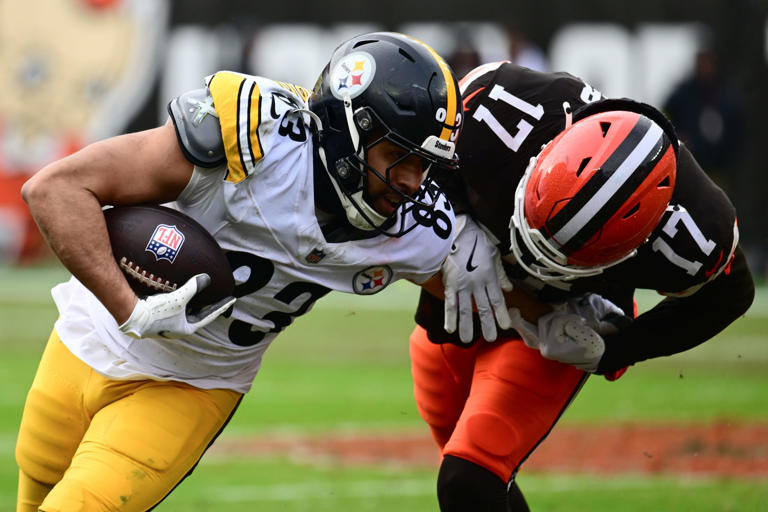Browns PFF grades: The top defenders in Week 17’s win