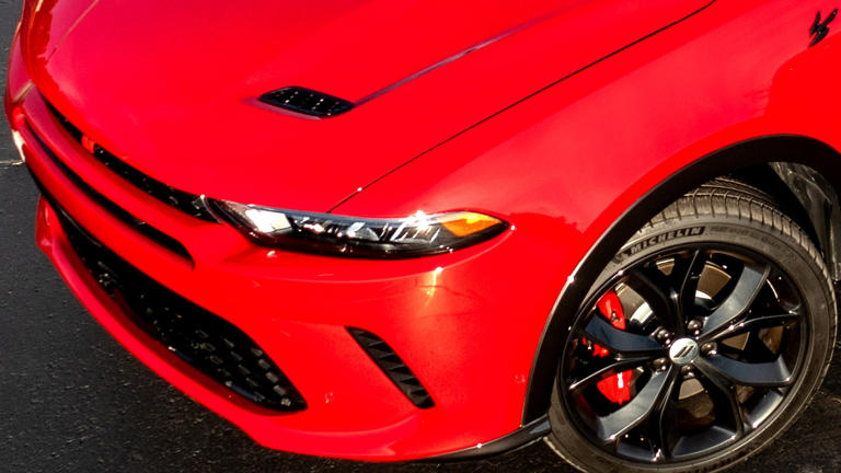 Stellantis can't get rid of 2024 Dodges, and it's not the only one with ...