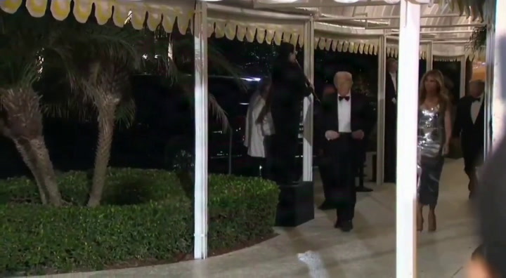 Trump, 79, hides limp after admitting to health concerns