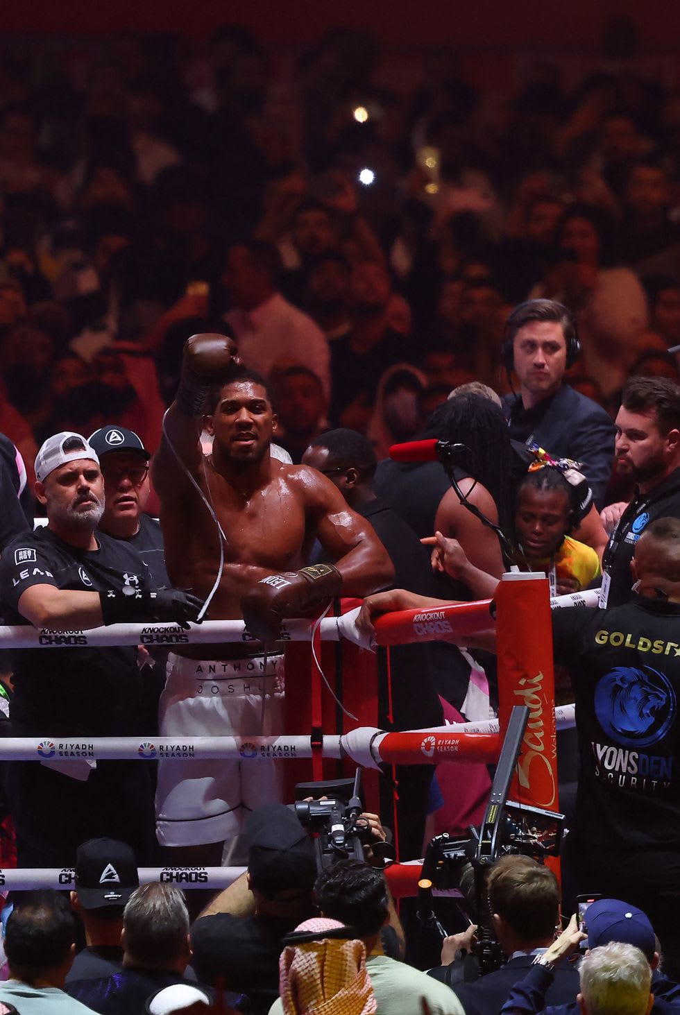 Anthony Joshua's driver named and wanted in connection with dangerous ...