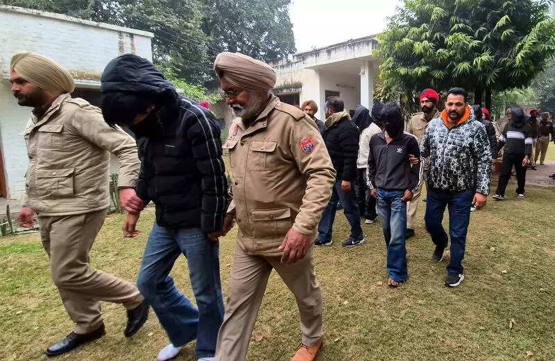 Patiala cops bust gang behind extortions, targeted killings; 8 arrested ...