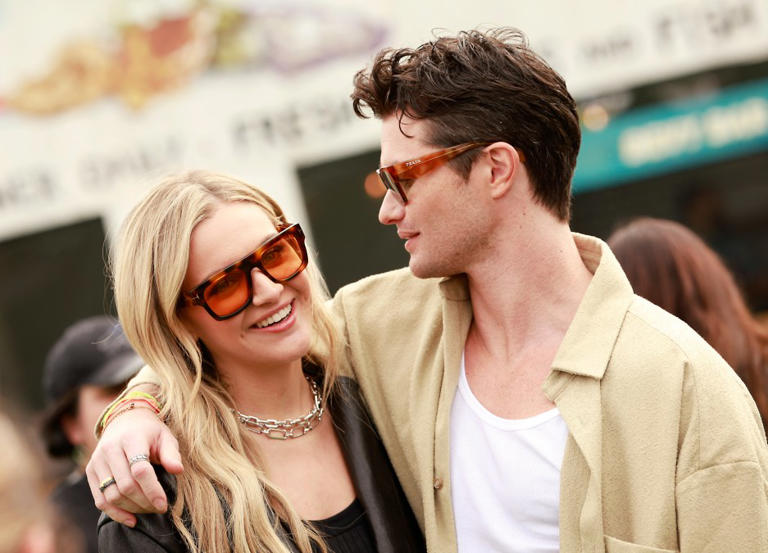 Chase Stokes y Kelsea Ballerini vuelven a estar juntos tras su separación