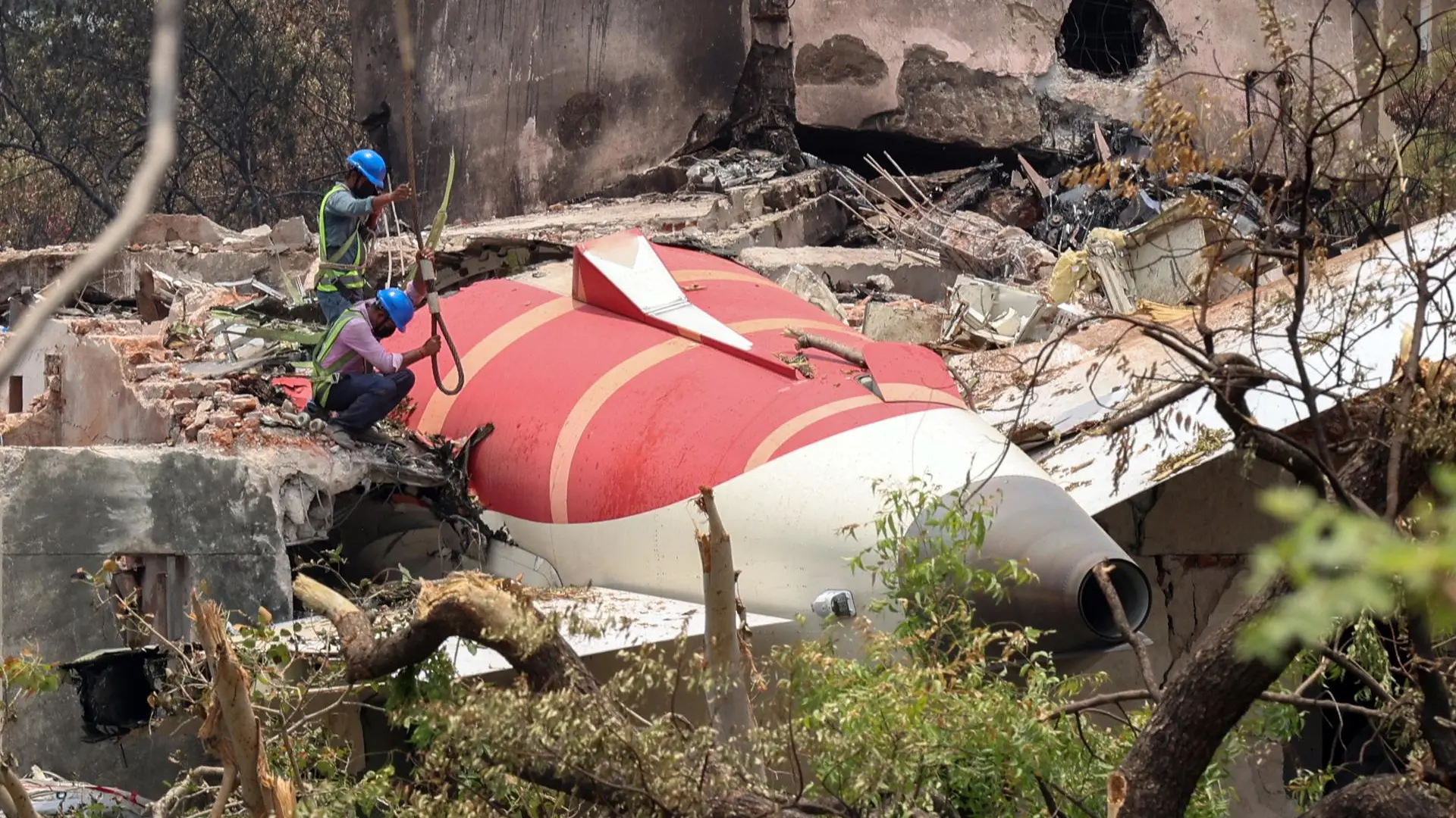 El accidente del vuelo 171 de Air India, un siniestro plagado de ...