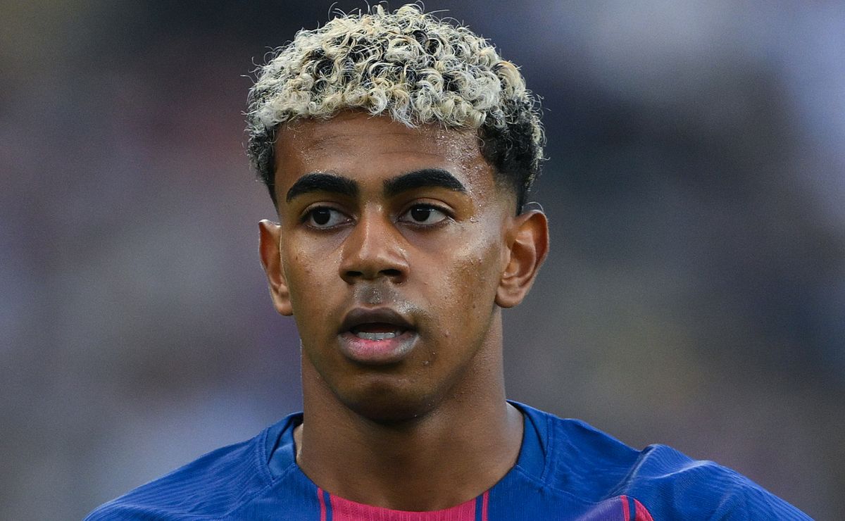 Lamine Yamal’s mysterious absence from Barcelona training raises doubts ...