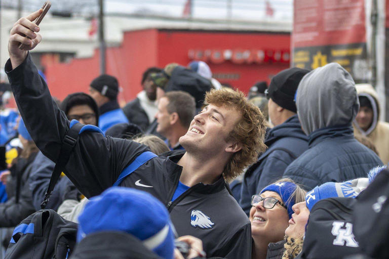 Kentucky football QB Cutter Boley is entering the transfer portal