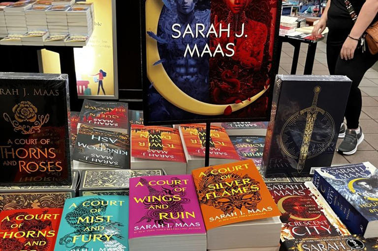 Goodreads reveals top books for 2025, and fantasy favorite makes the cut