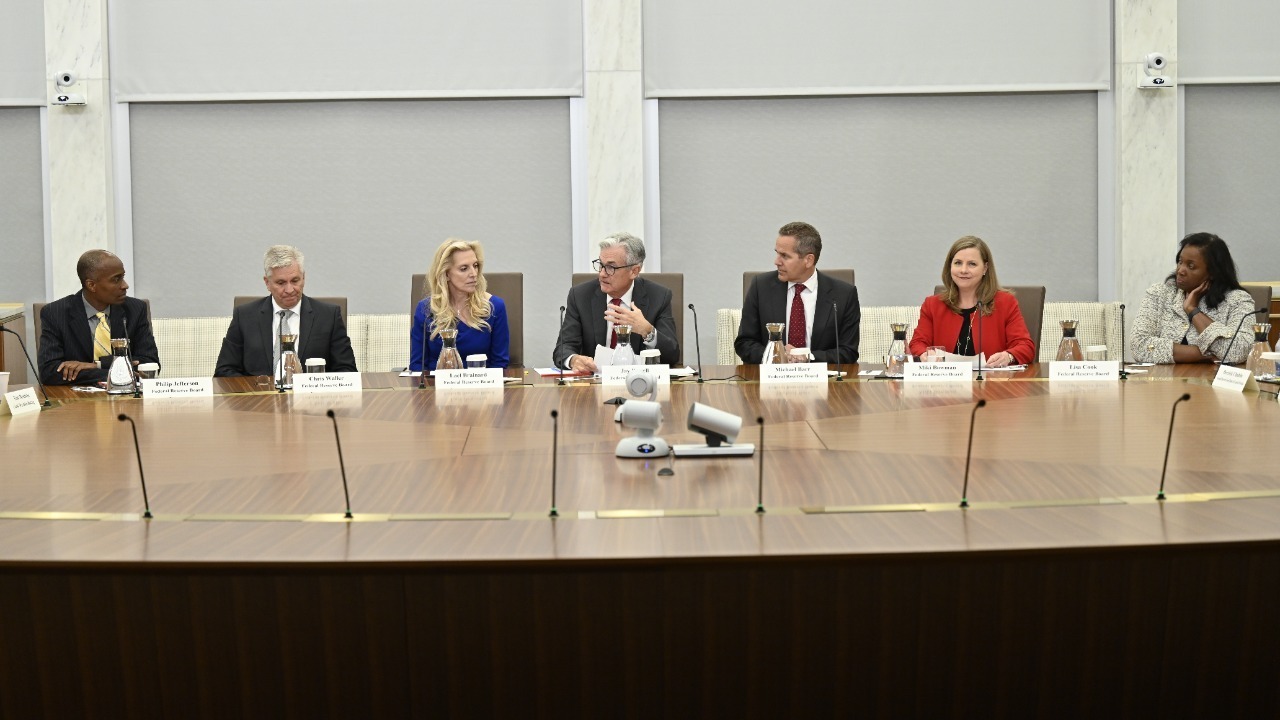 Fed minutes suggest rate relief may pause for longer