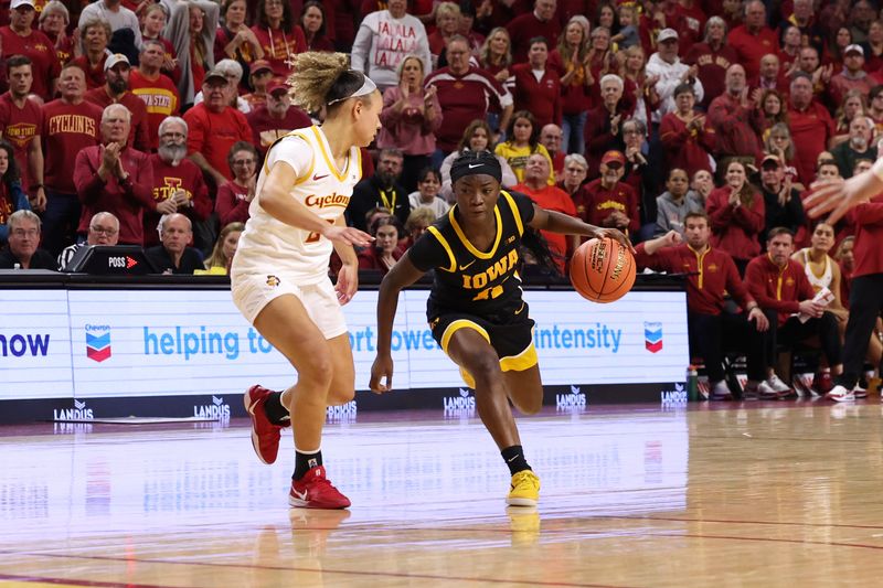 Women's Top 25 roundup: Illinois downs No. 7 Maryland; Iowa tops Nebraska