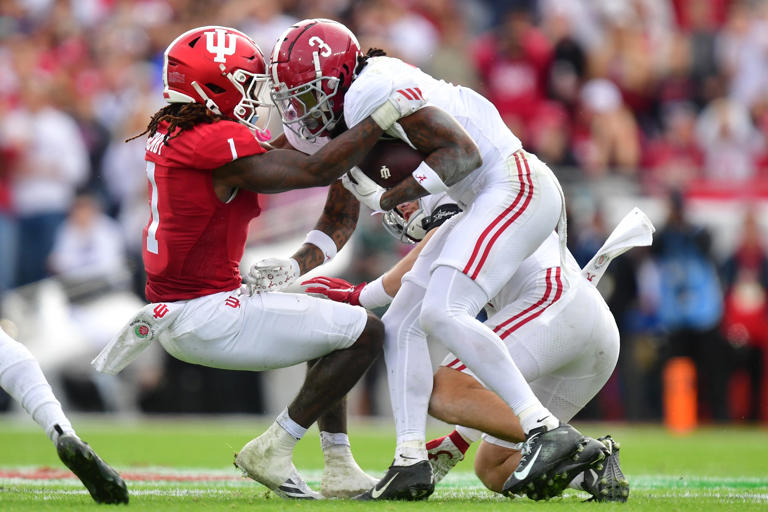 Once overlooked, D'Angelo Ponds leads Florida-heavy Indiana secondary