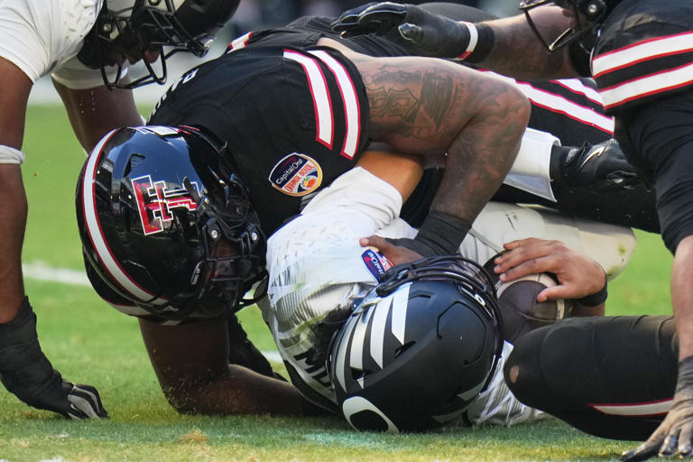 Texas Tech's expensive roster is not enough to overcome Oregon in ...