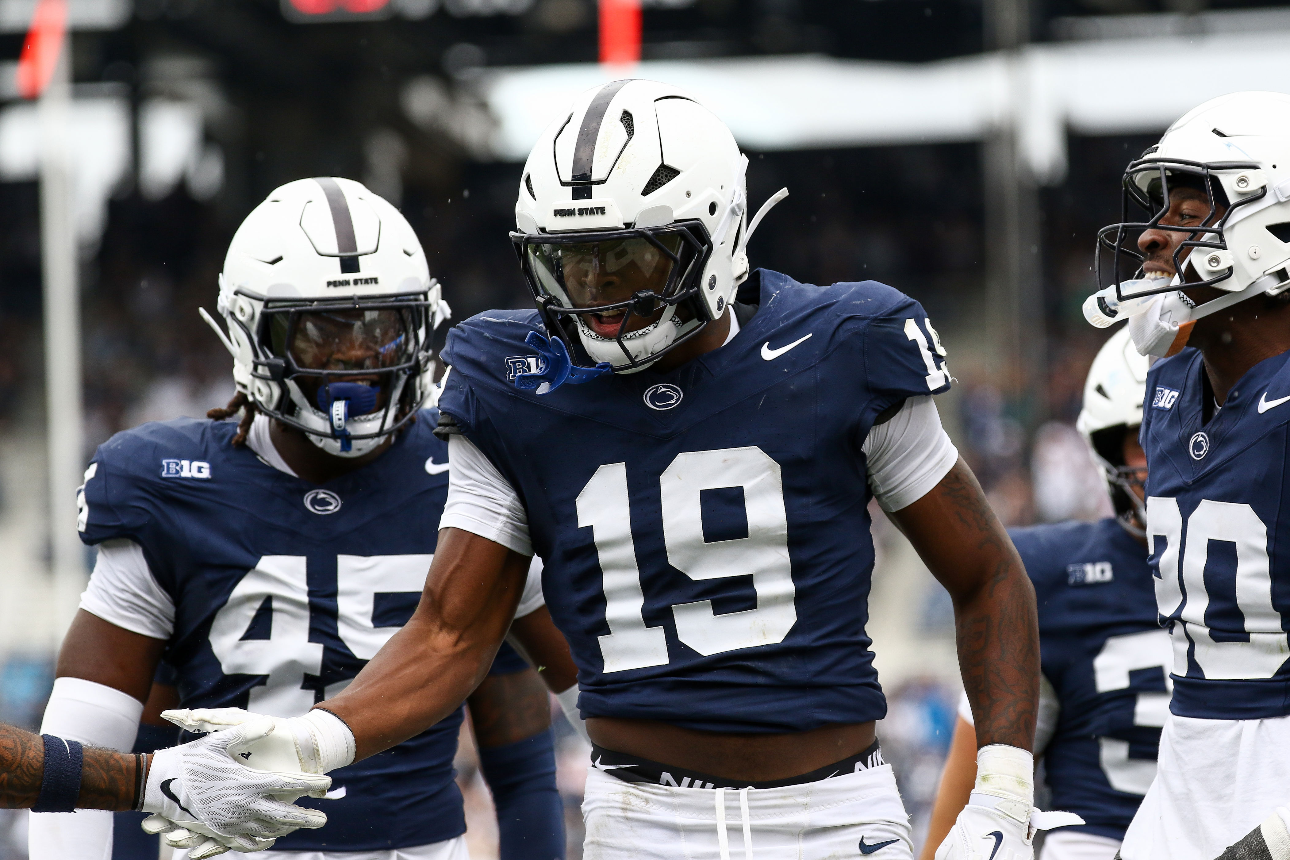 Penn State loses over dozen players to transfer portal after coach change