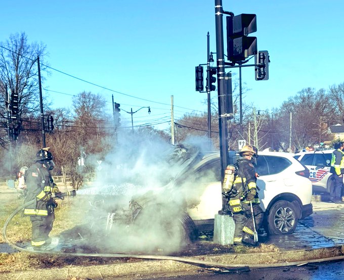 Two hurt after vehicle crash causes fire, entrapment in DC