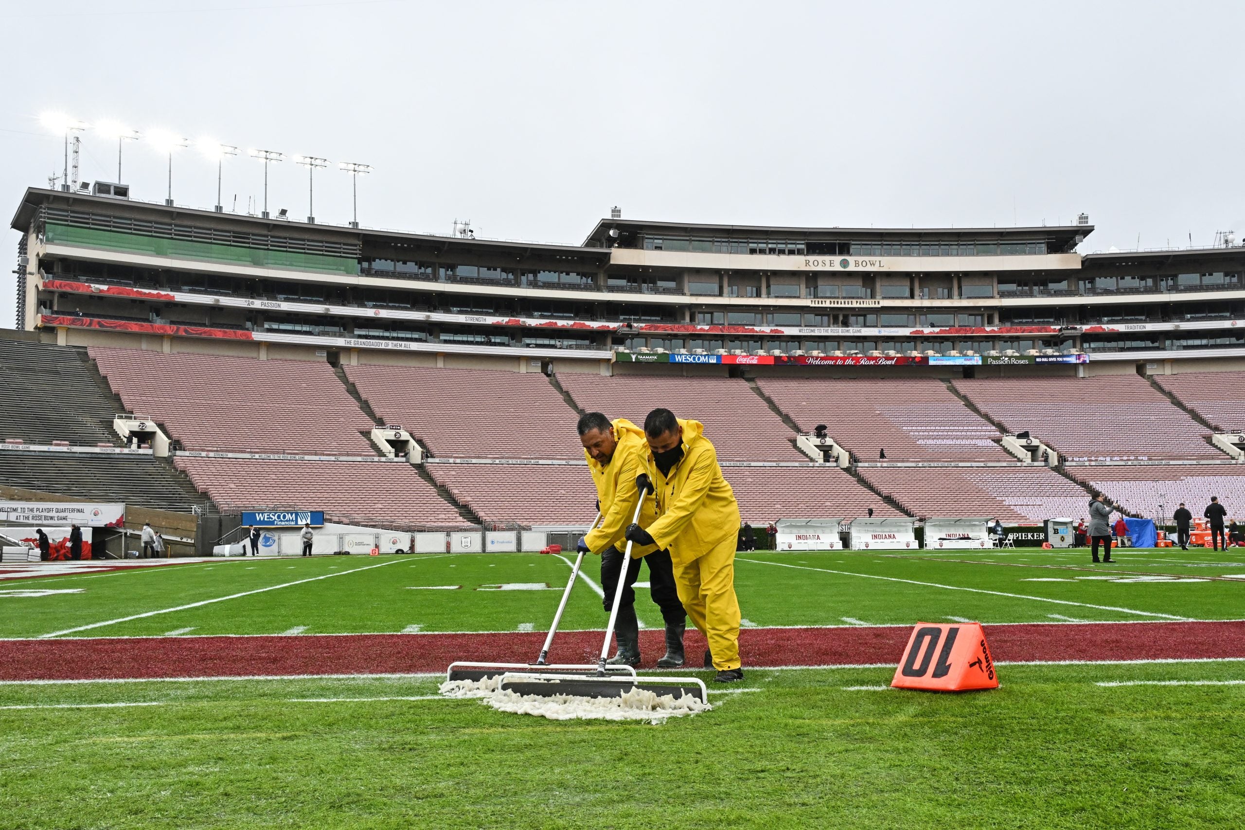 Rose Bowl on-field pregame festivities canceled due to weather