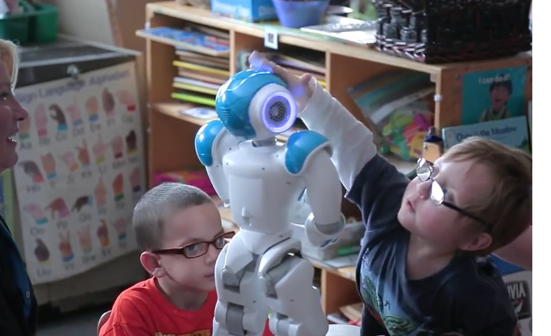 Robots outperform human teachers in autism therapy engagement