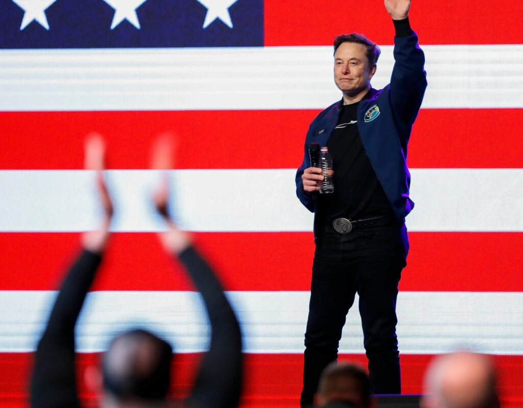 Elon Musk's father Errol Musk says 'America will collapse if white ...