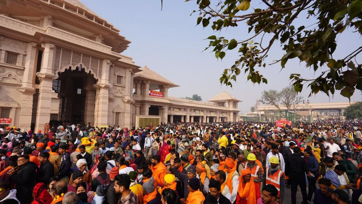 Surge of devotion overwhelms Ayodhya on New Year