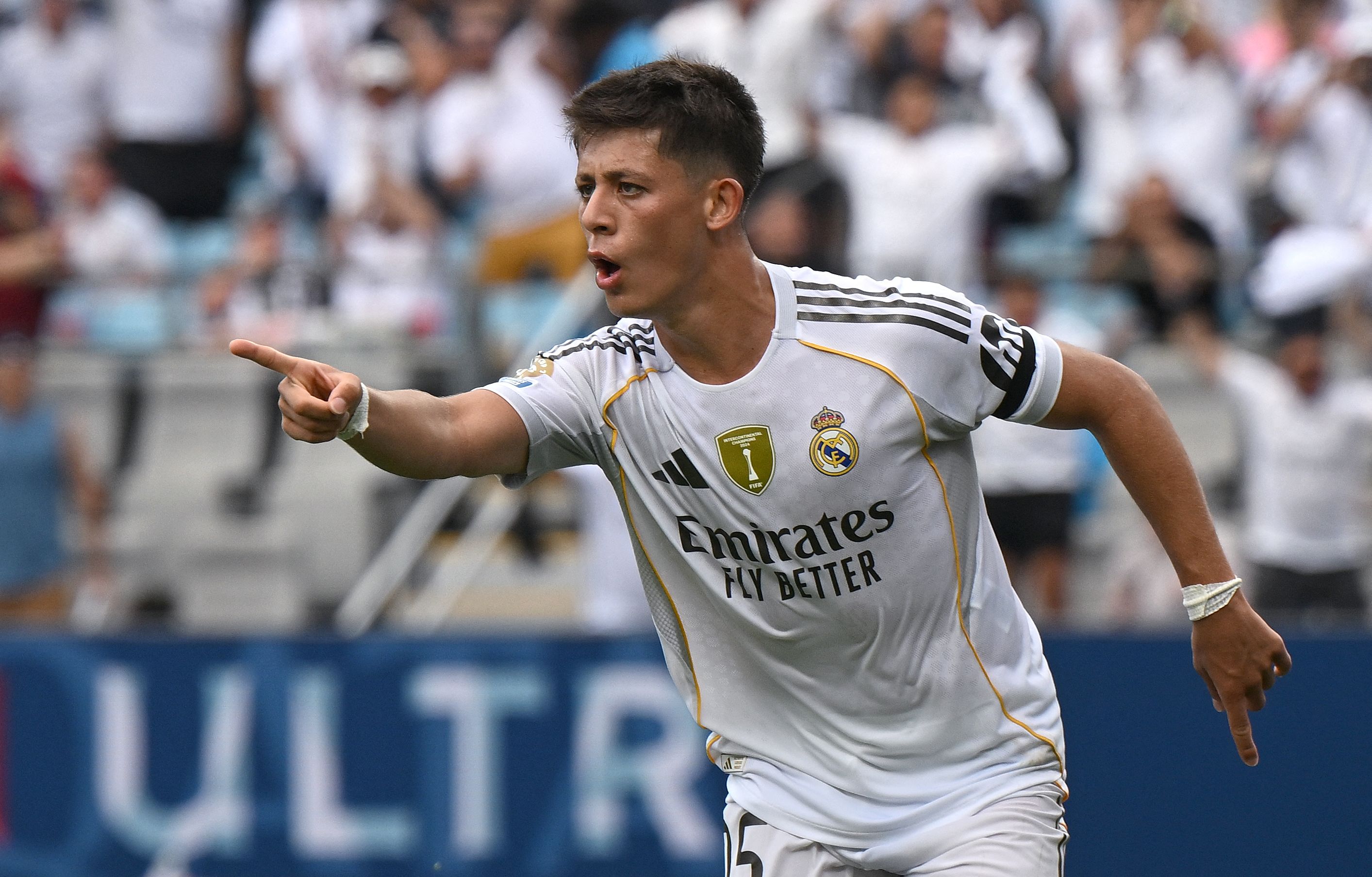 Arsenal fonce sur Arda Guler, le transfert de l'hiver